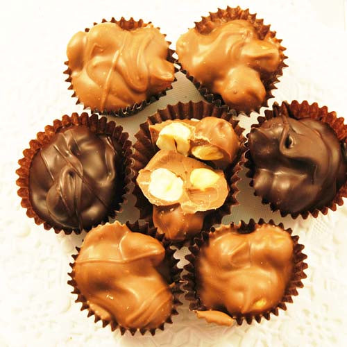 Hawaiian Macadamia Nut Clusters – Chapin Chocolates